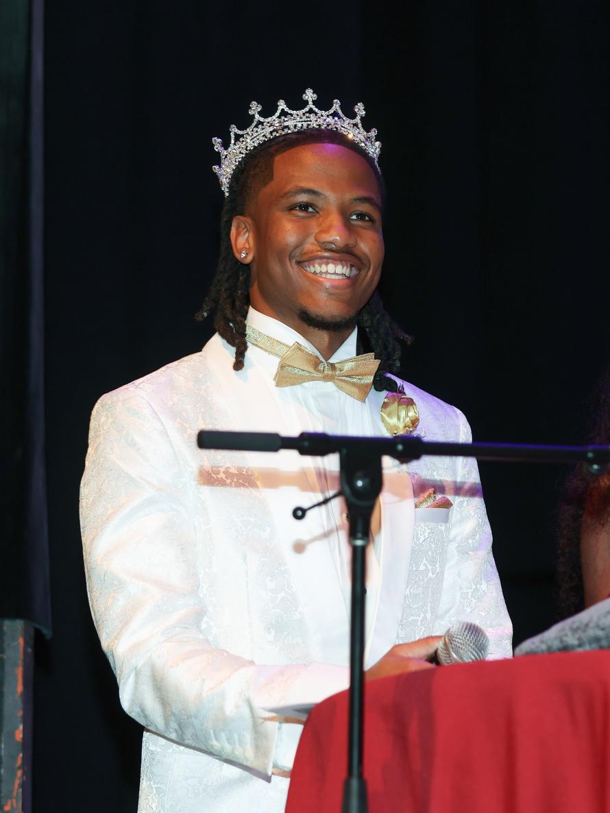 Long-time staff member demonstrates authenticity in support of students ...