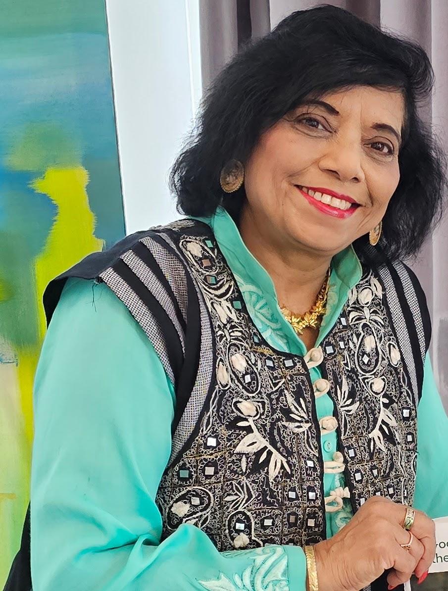 Science faculty member launches new live musical showcase at Paul ...